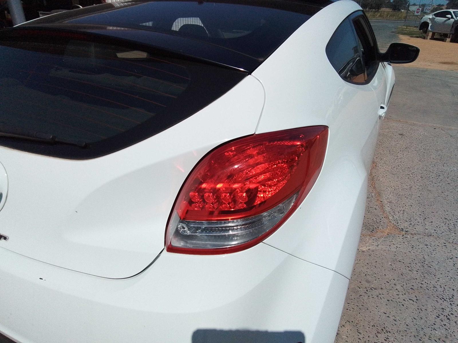 Door/Boot/Gate Lock Veloster Hyundai 2013