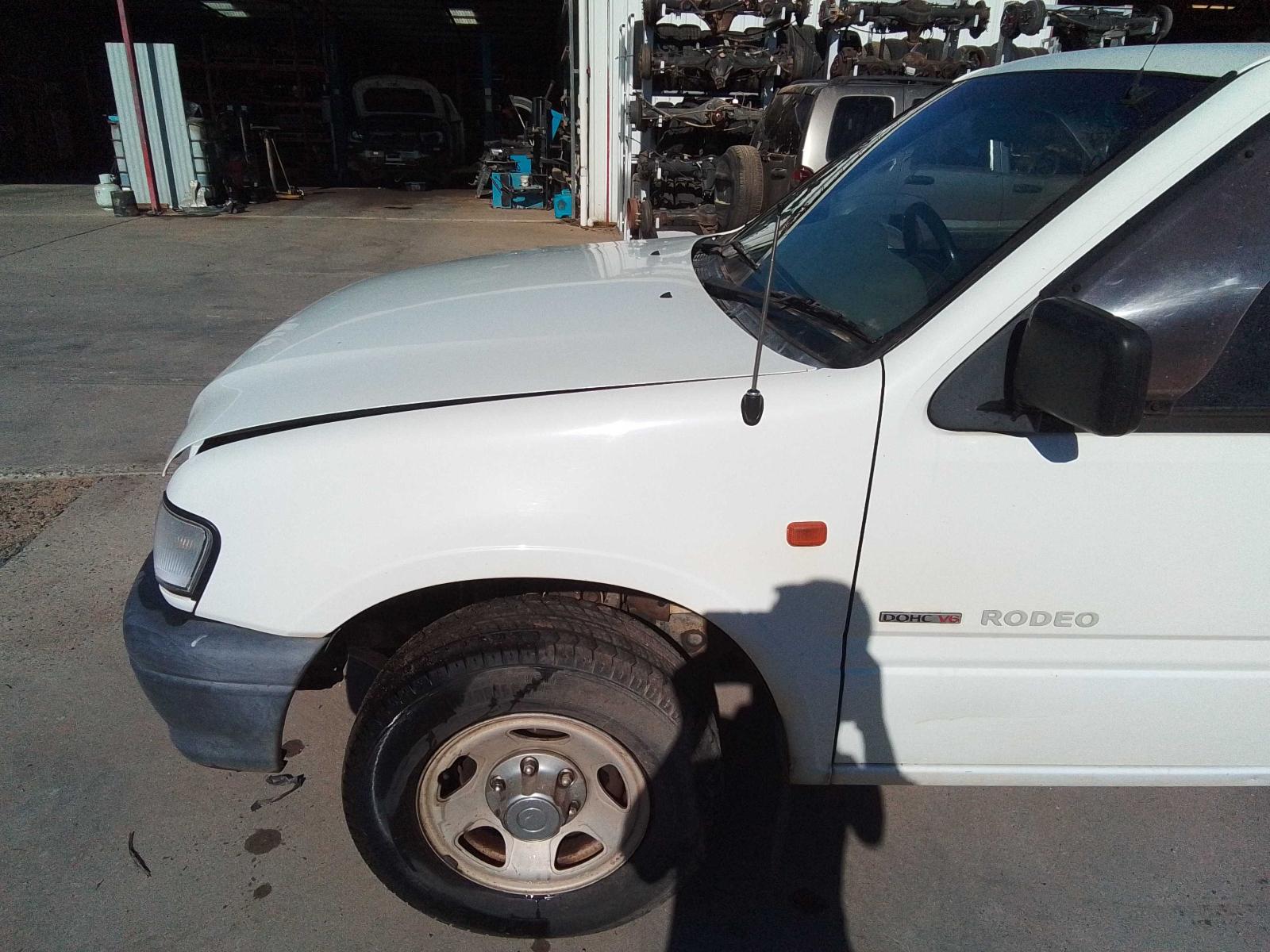 Engine Rodeo Holden 2001