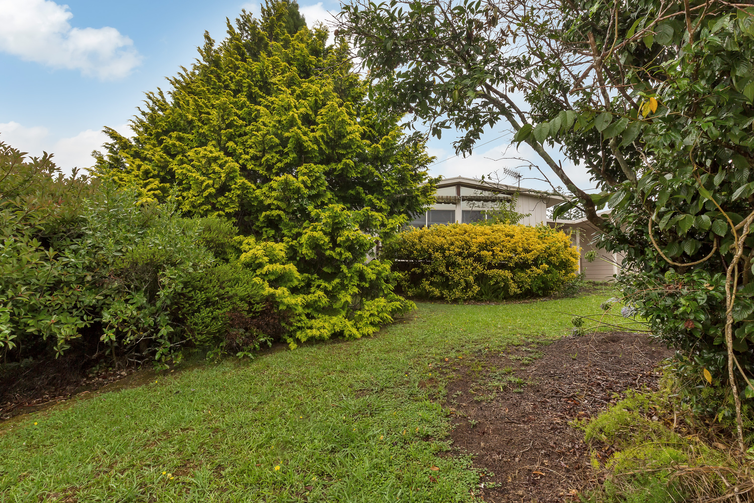 Free property data for 102 Old Onerahi Road, Onerahi, Whangarei - homes ...