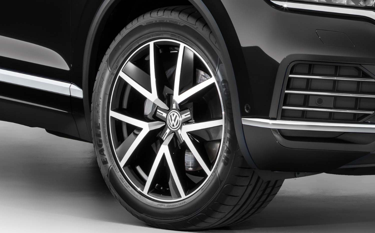 Volkswagen Touareg for sale in Hawthorn, SA | Review Pricing ...