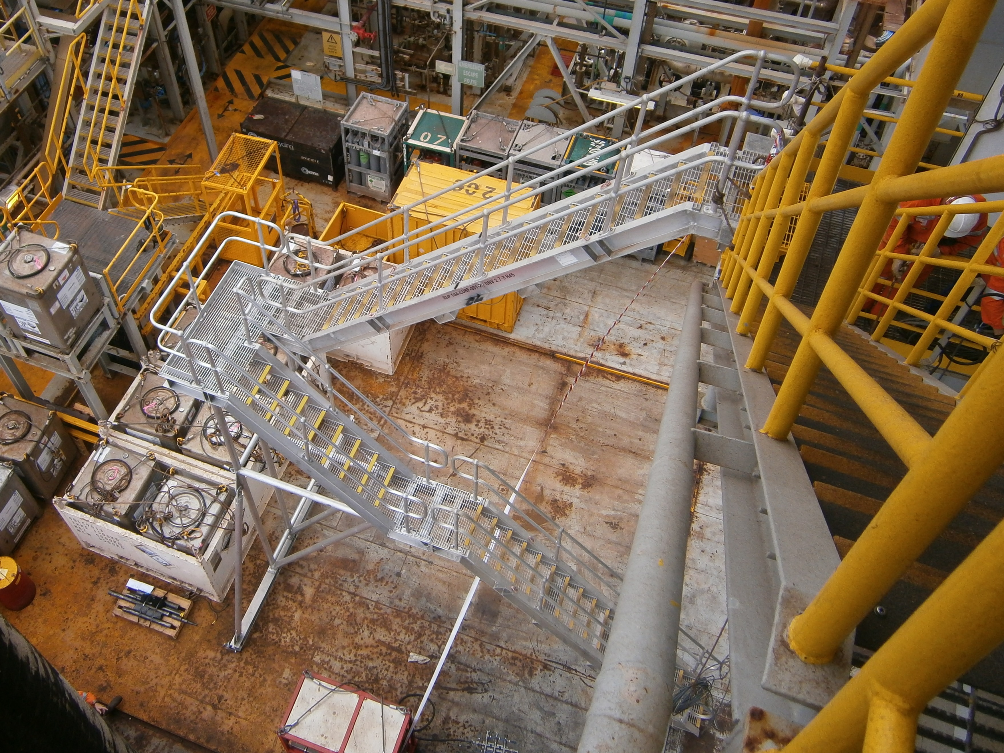 Access stairs: jack-up to WNA & WNB - Cube Offshore