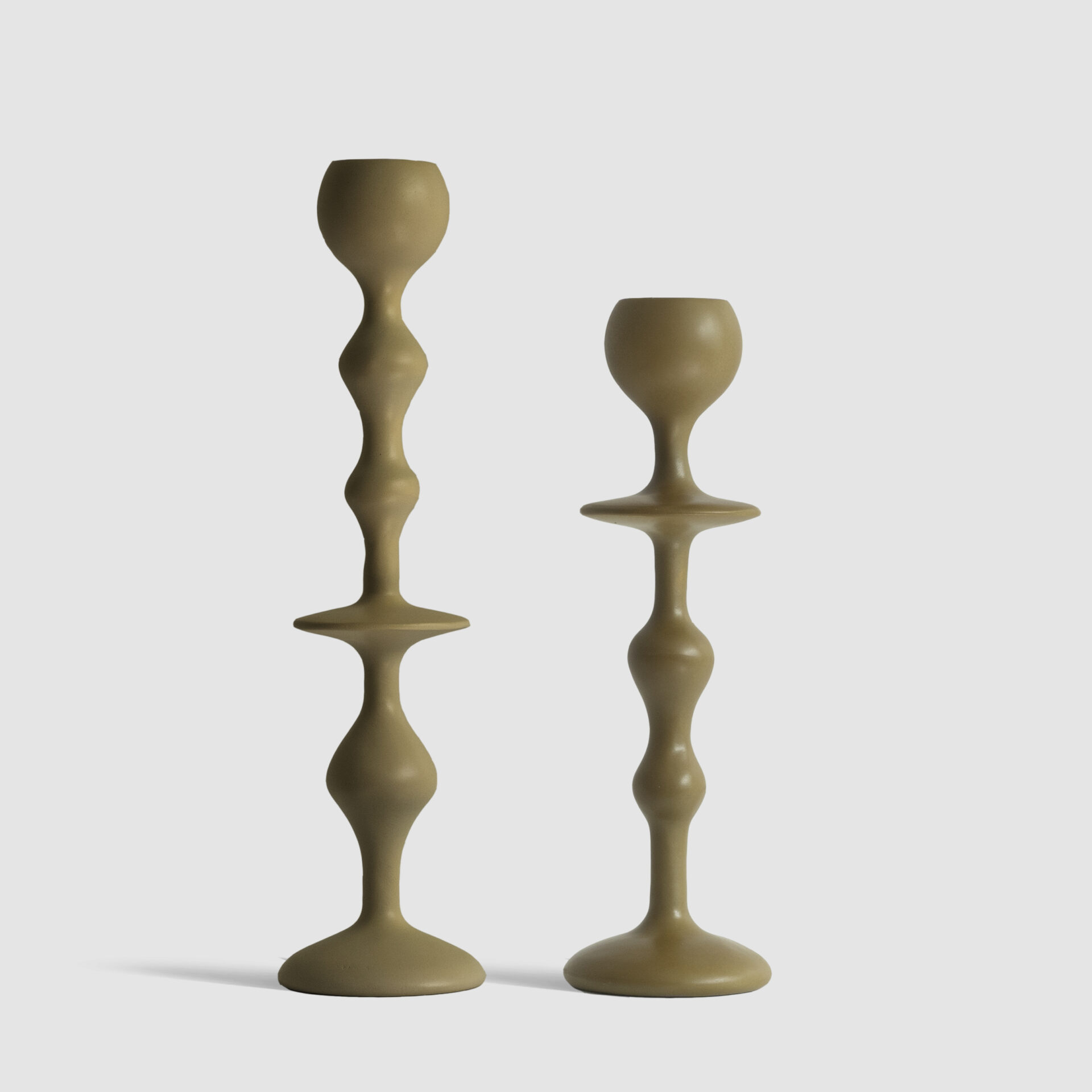 Infinity Candle Holder Medium - Olive | Loam