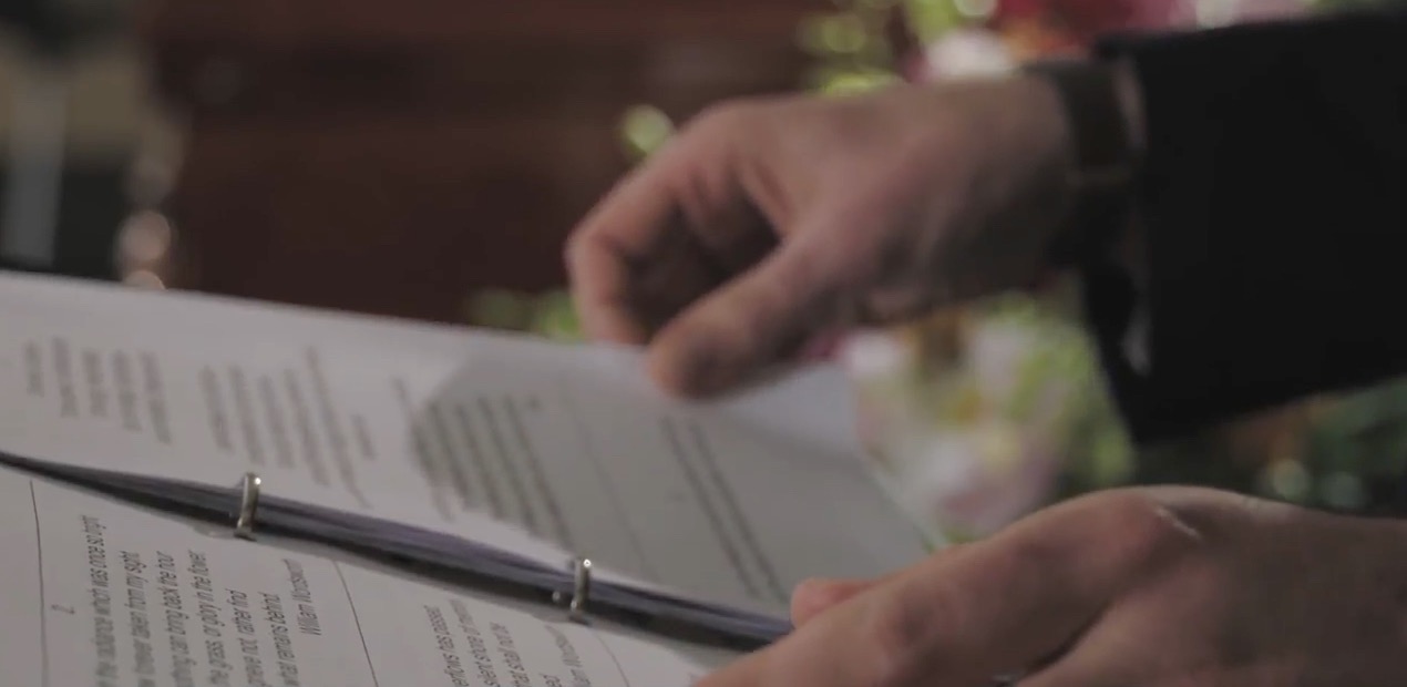 Writing a Eulogy | Video | Logan Funerals