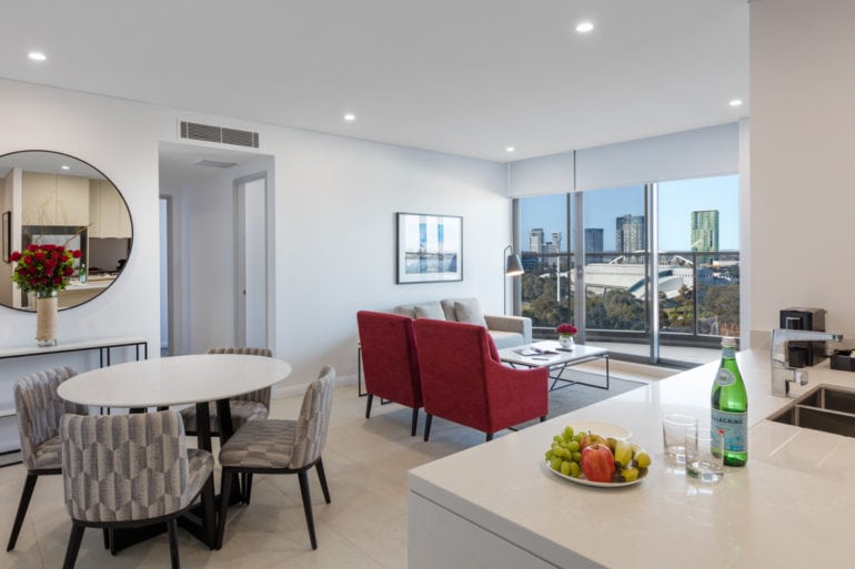 Sydney, NSW Hotels & Accommodation | Meriton Suites