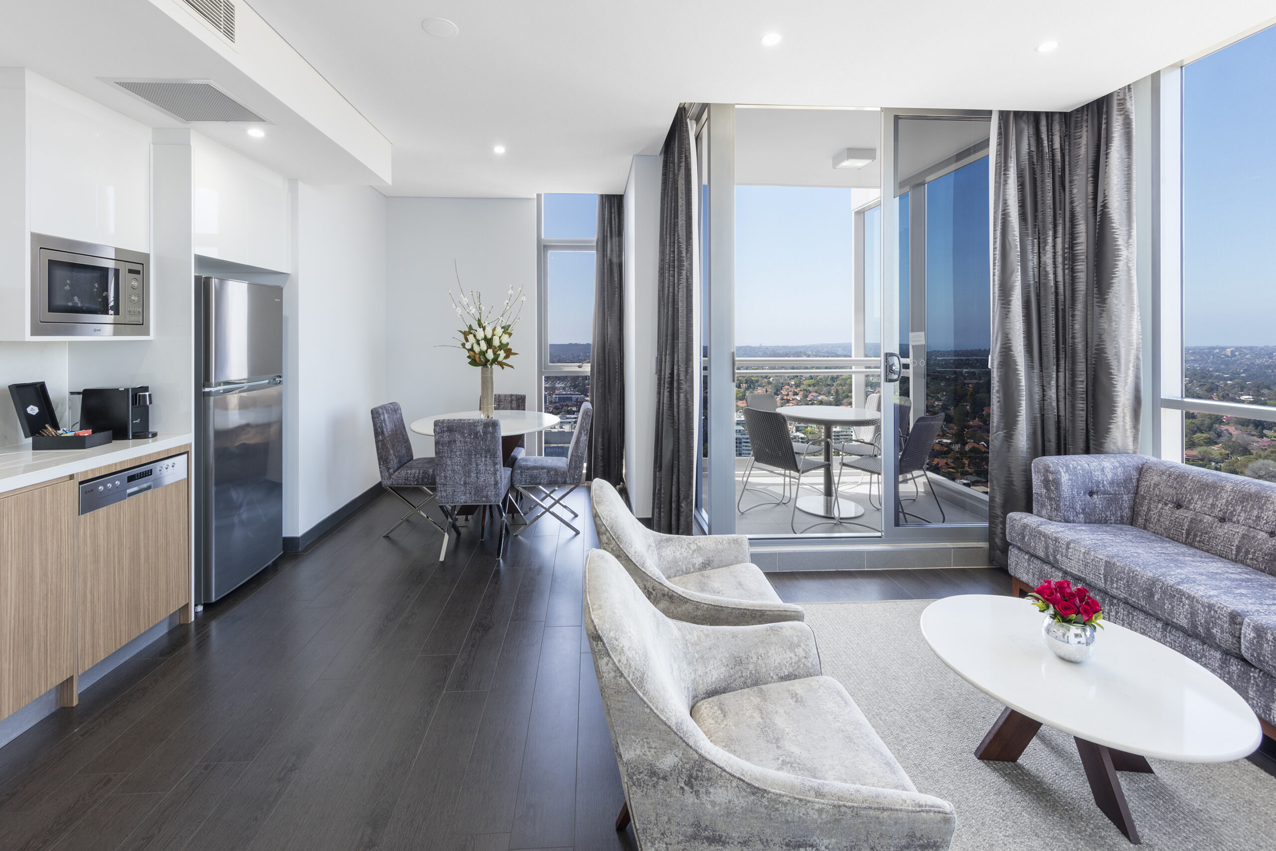 Meriton Suites, North Ryde Hotels | Luxury Accommodation in North Ryde