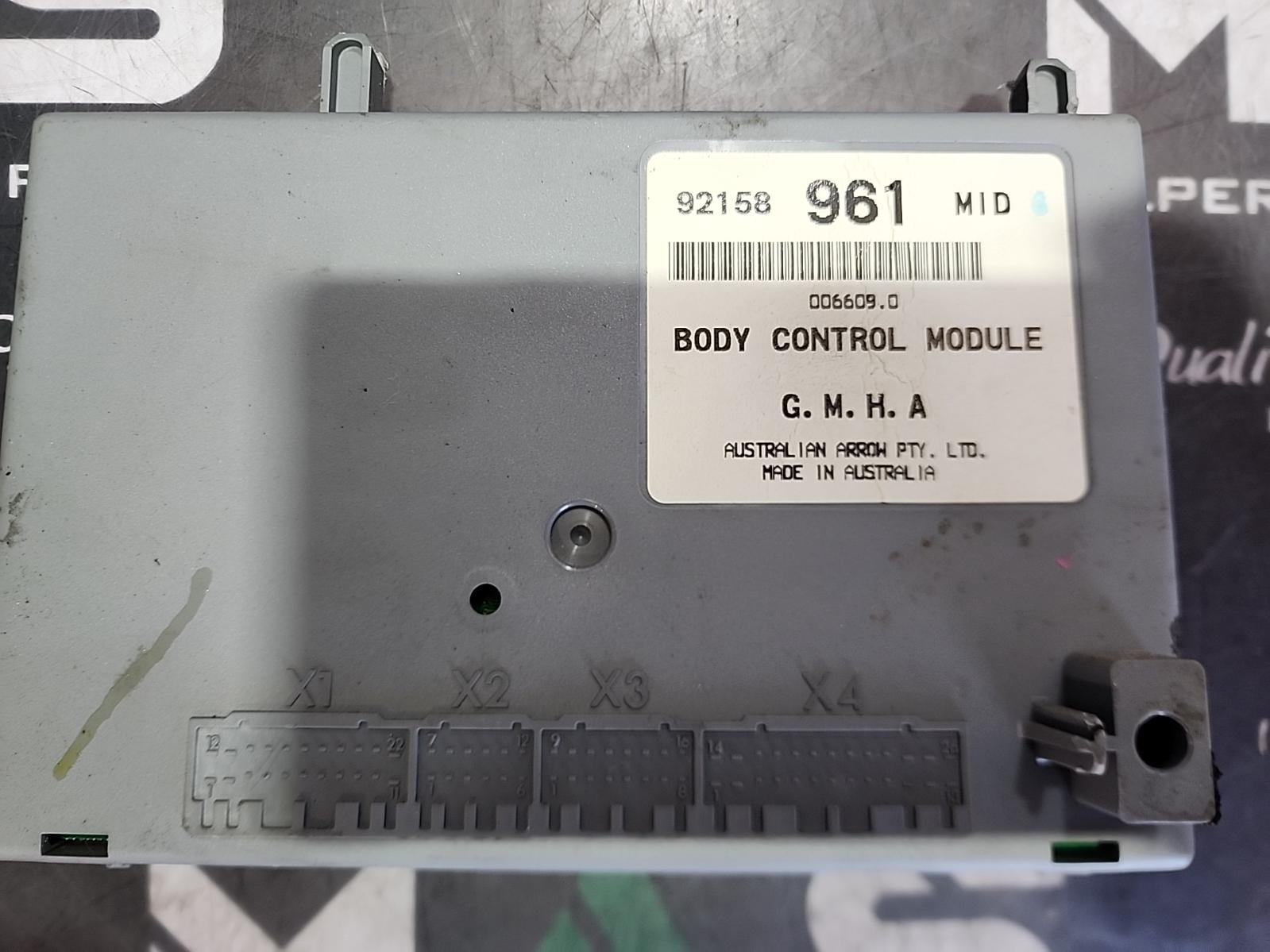 Ecu Commodore Holden 2004