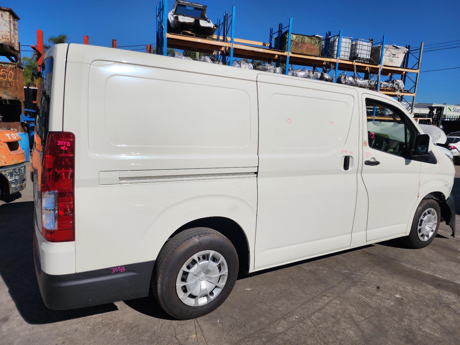 Trans/Gearbox Hiace Toyota 2022