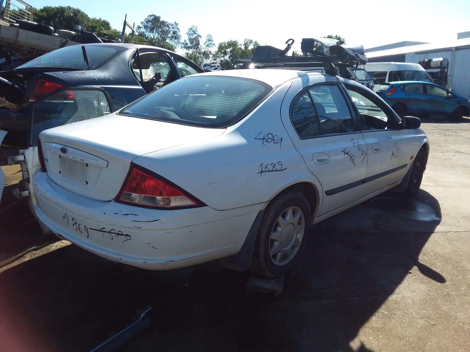 Left Rear Wnd Reg/Motor Falcon Ford 2001