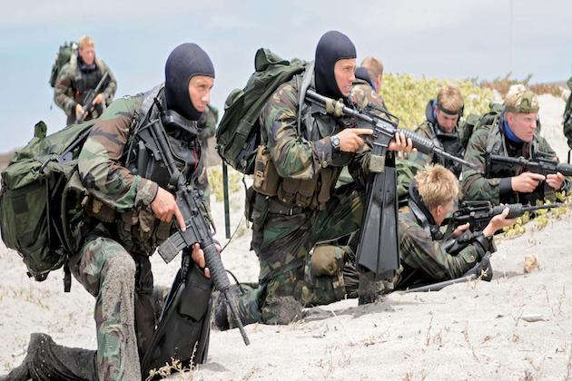 First woman completes Navy elite training for Seals, other units - Move ...