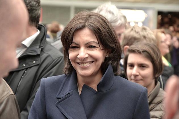 Paris mayor Anne Hidalgo announces candidacy for president - Move FM News