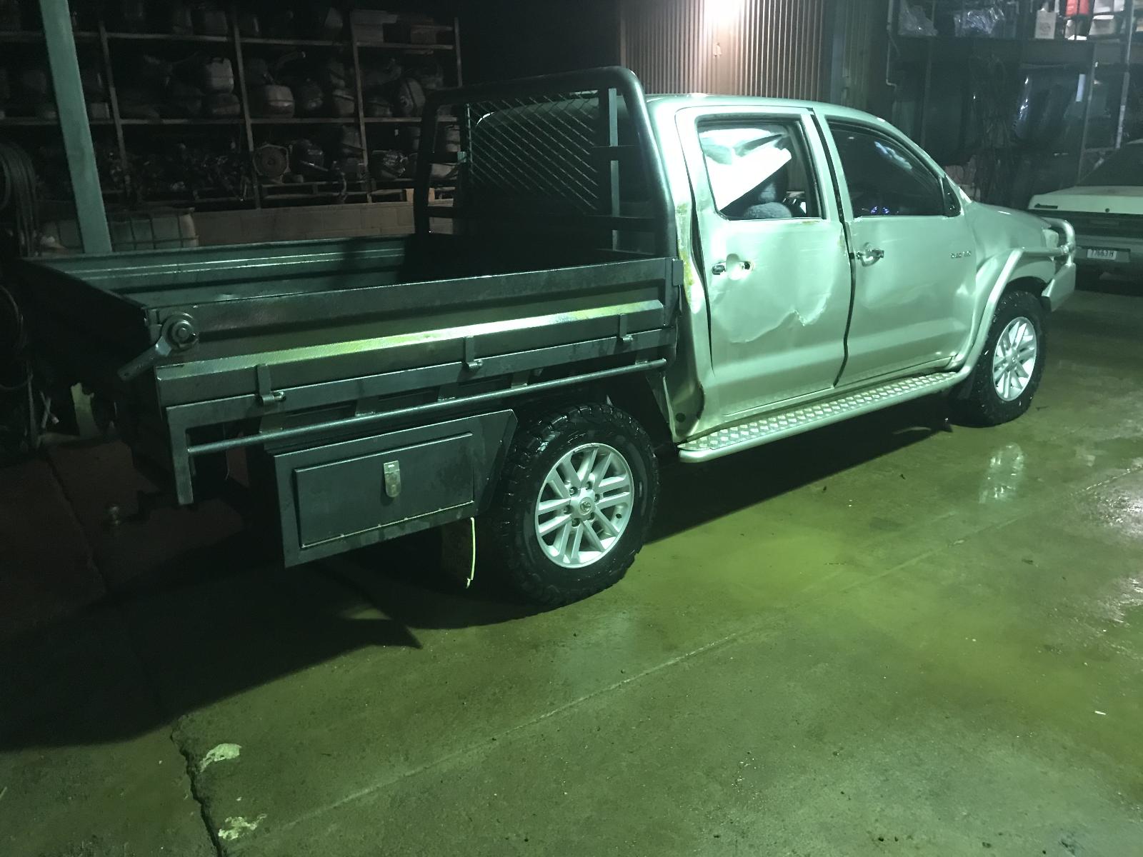 Clock Hilux Toyota 2012