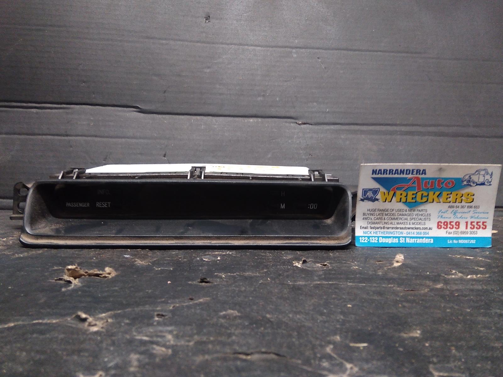 Clock Hilux Toyota 2015