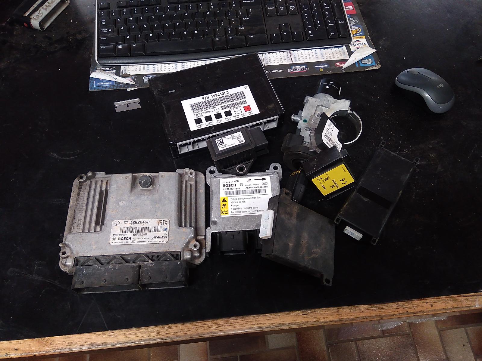 Ecu Commodore Holden 2008