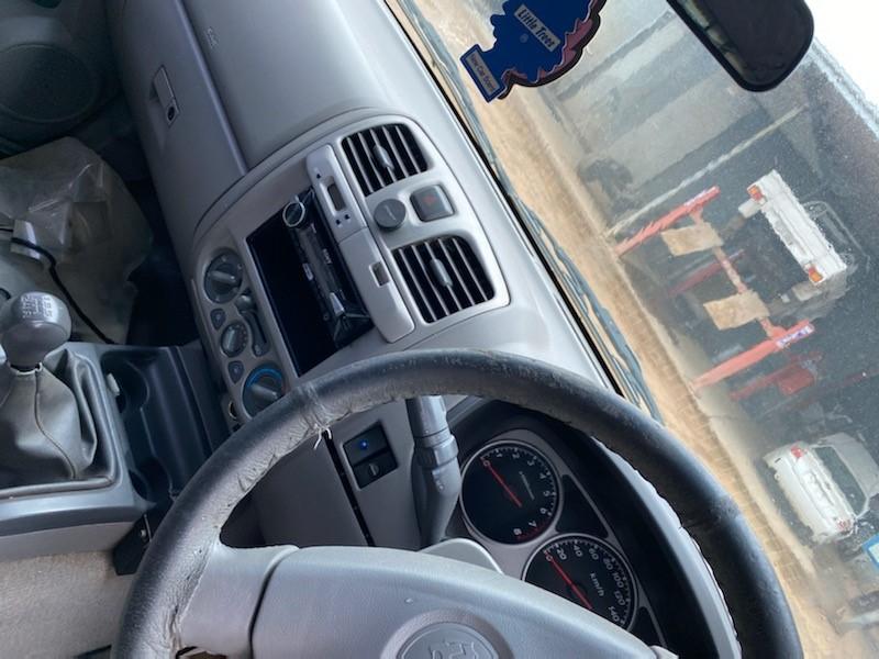 Air Cleaner/Box Rodeo Holden 2006