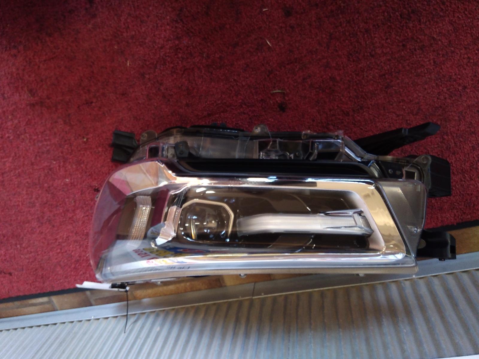 Left Headlamp Hilux Toyota 2021