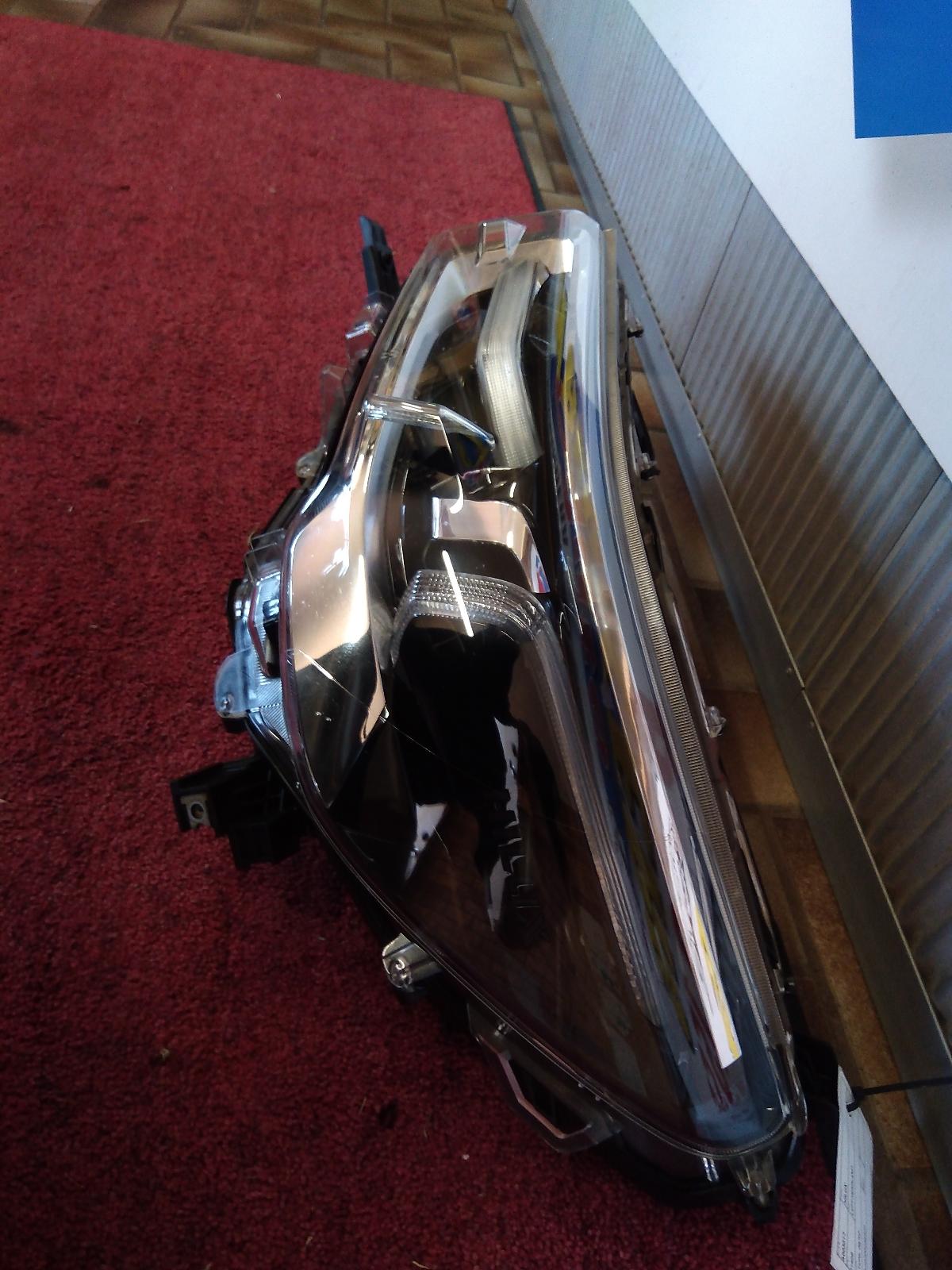Left Headlamp Hilux Toyota 2021