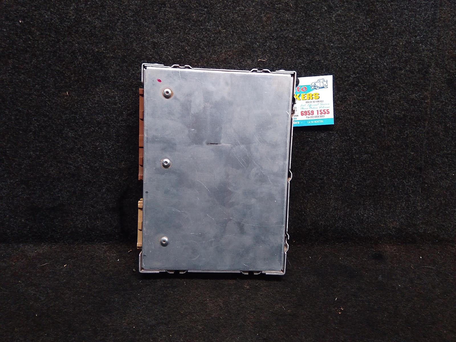 Ecu Commodore Holden 2003