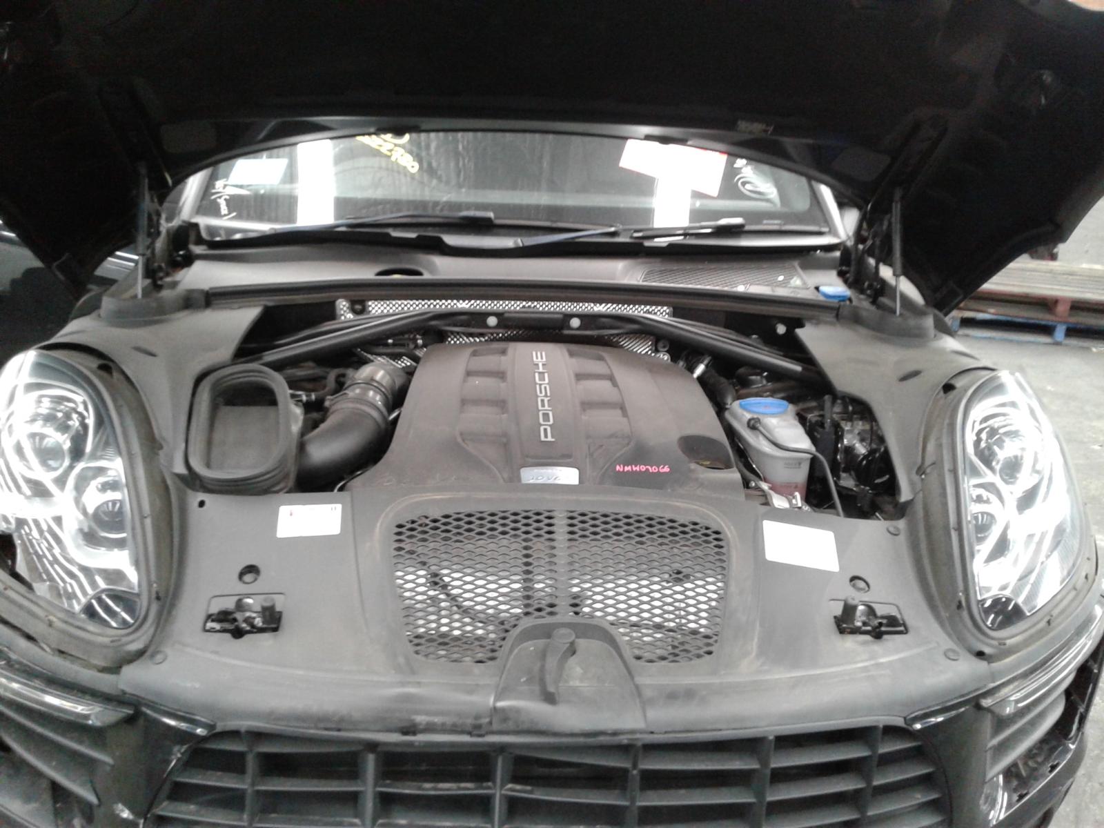 Right Front Upper Control Arm Macan Porsche 2016