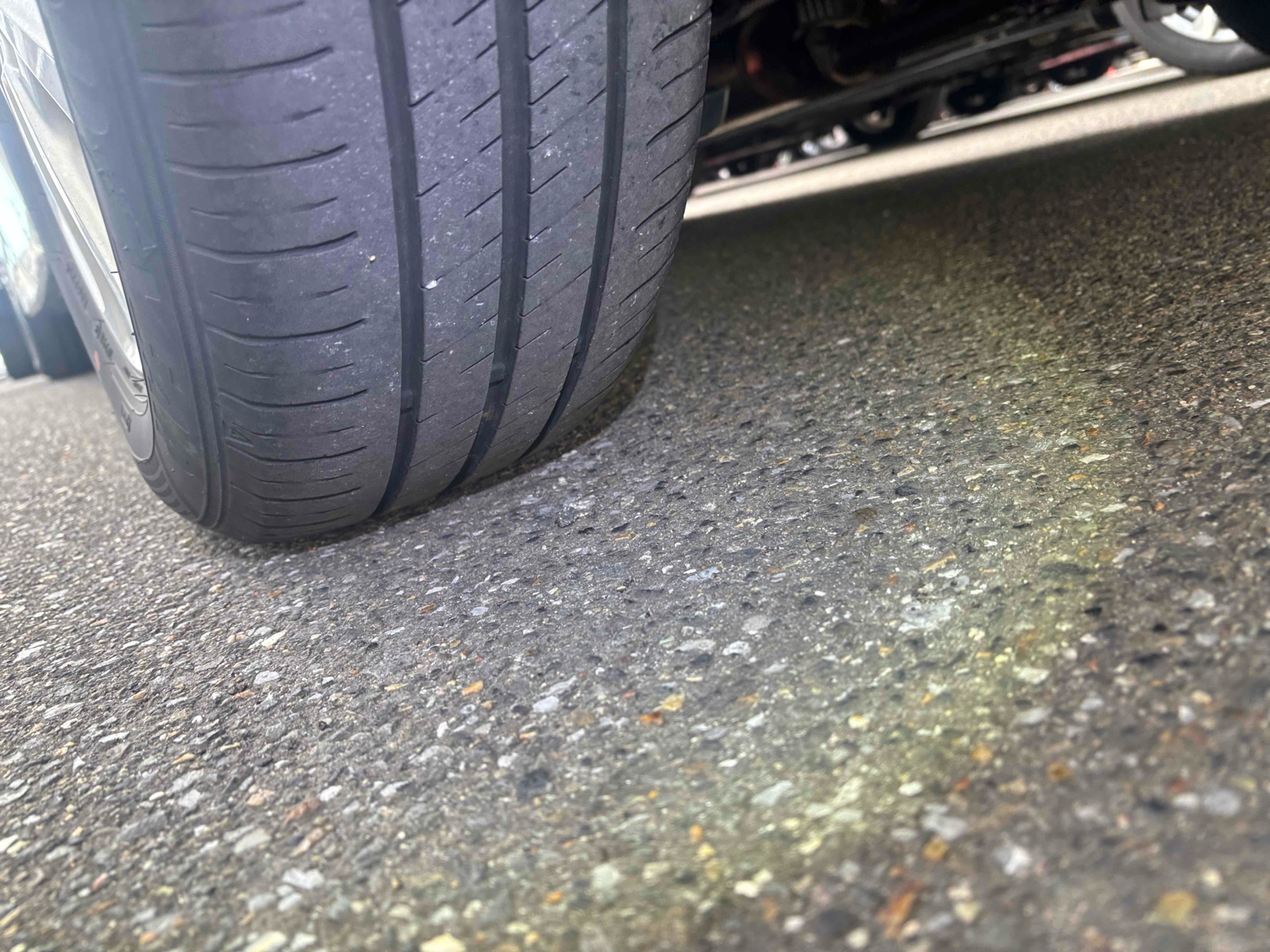 2020 Toyota Noah Hybrid X 1800cc Silver • Under 80,000 km | Carbarn ...