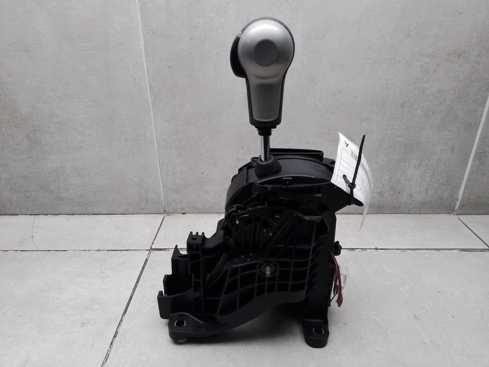 Gear Stick/Shifter Dualis Nissan 2012
