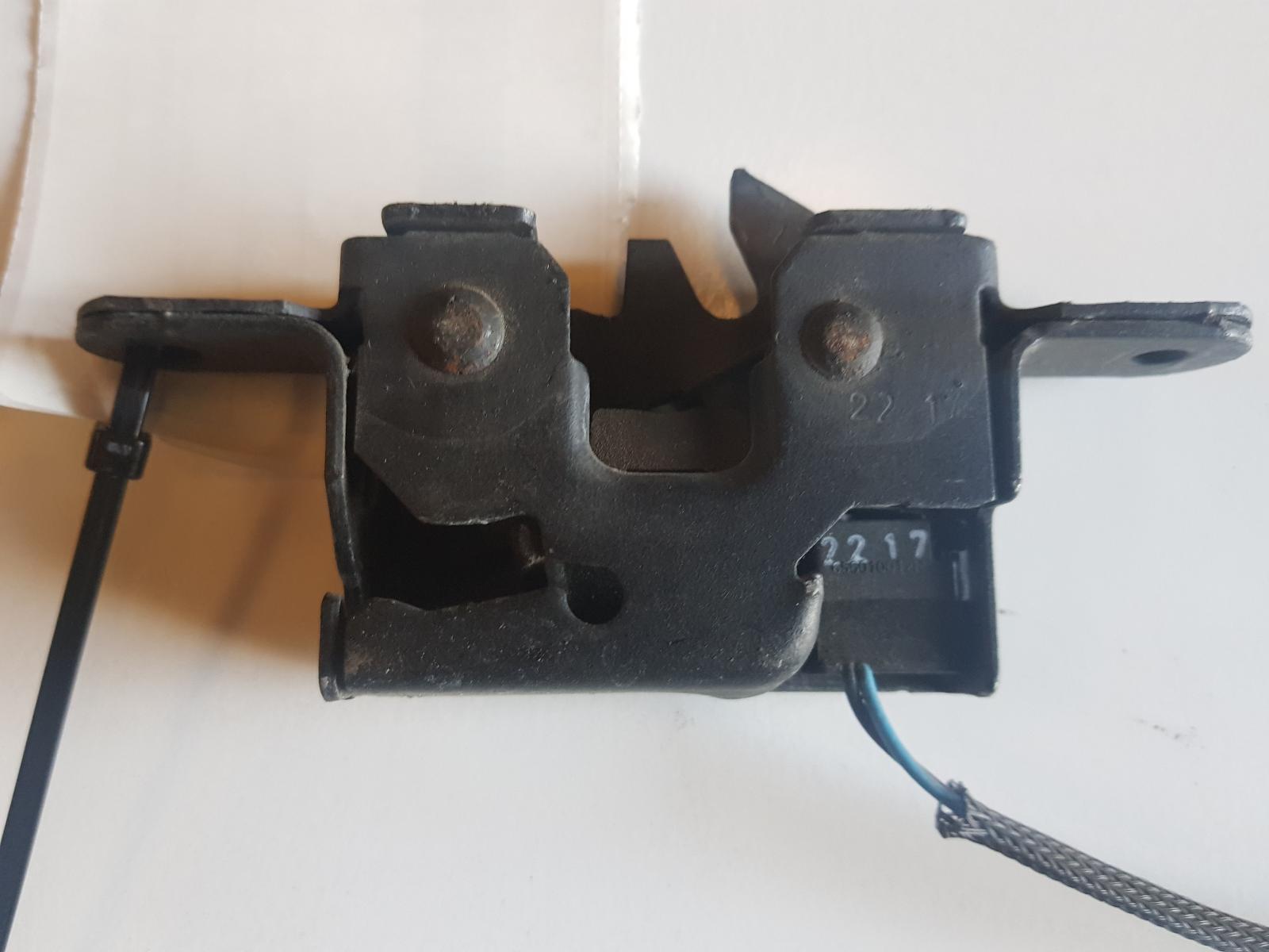 Bonnet Lock/Support Master Renault 2017