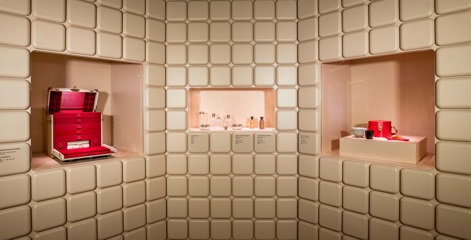 Louis Vuitton opens Time Capsule exhibition in Singapore, puts on a not ...