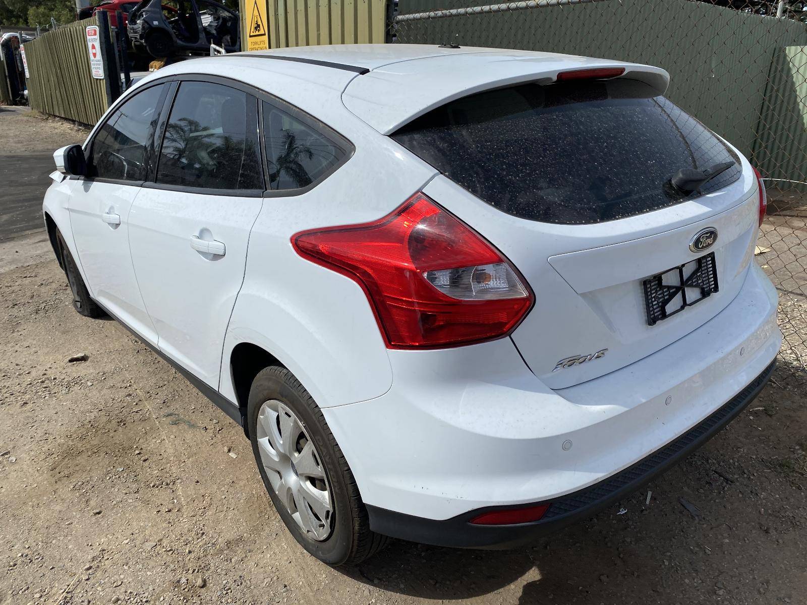 Rear Bumper Focus Ford 2012