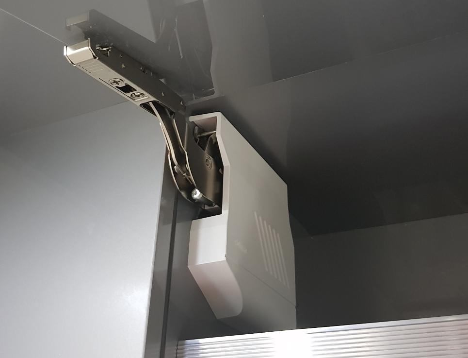 SLRV Commander 8x8 Expedition Vehicle