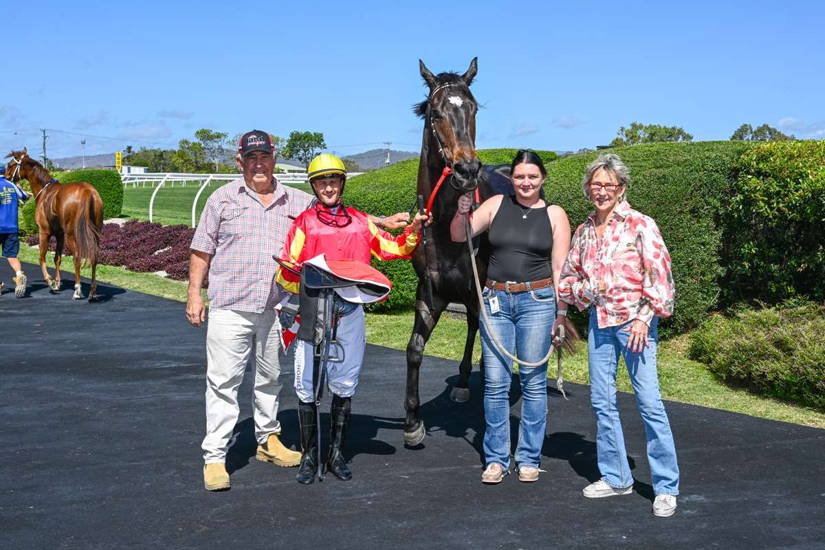 Ivo Strikes Gold with Winning Run | Cluden Park