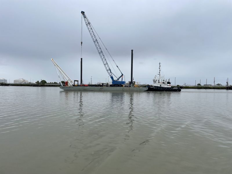 Spuds Fitted to Targetline Barge | Fodico Marine Group