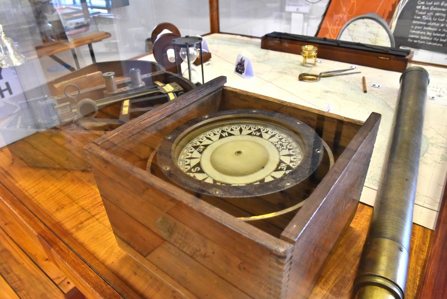 Traditional navigation instruments | Maritime Museum of Townsville