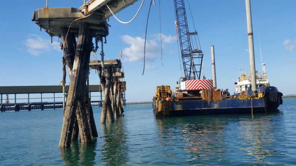 Pacific Marine Group | Loves Jetty Demolition - Mackay Port