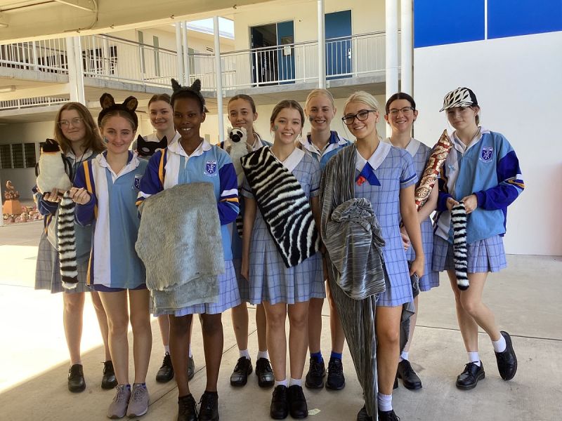 Fashion students at SMMC take on a new (wild) adventure | TSV Catholic ...
