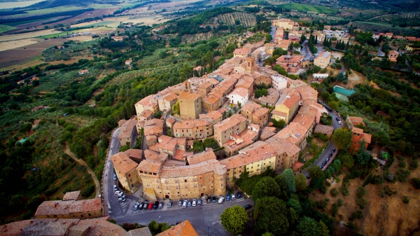 Honeymoon Like a Local - Italy: Jules & Steve's Guide to Panicale ...