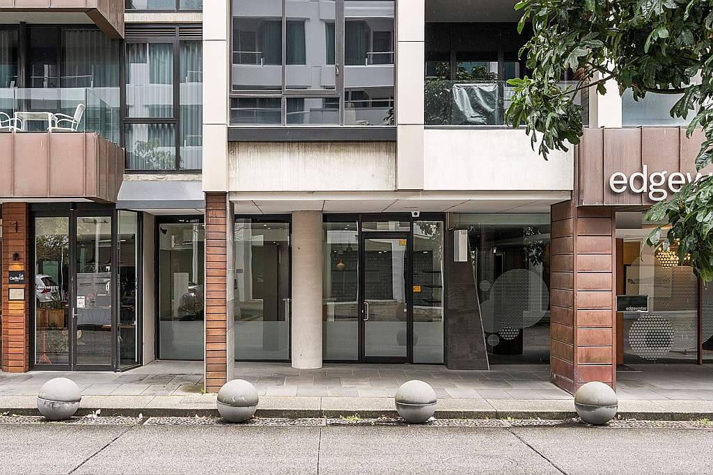 Shop 9/6-8 Eastern Beach Road, Geelong VIC