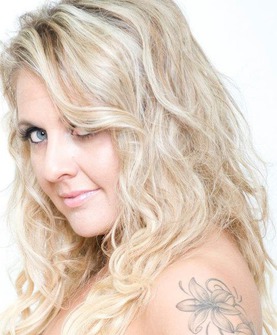 Renee Therese Debut Album | PledgeMe