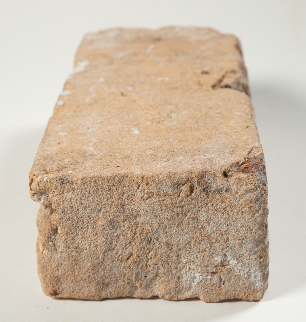 Brick from the first Government House, Sydney, made in 1788 - image 4 ...