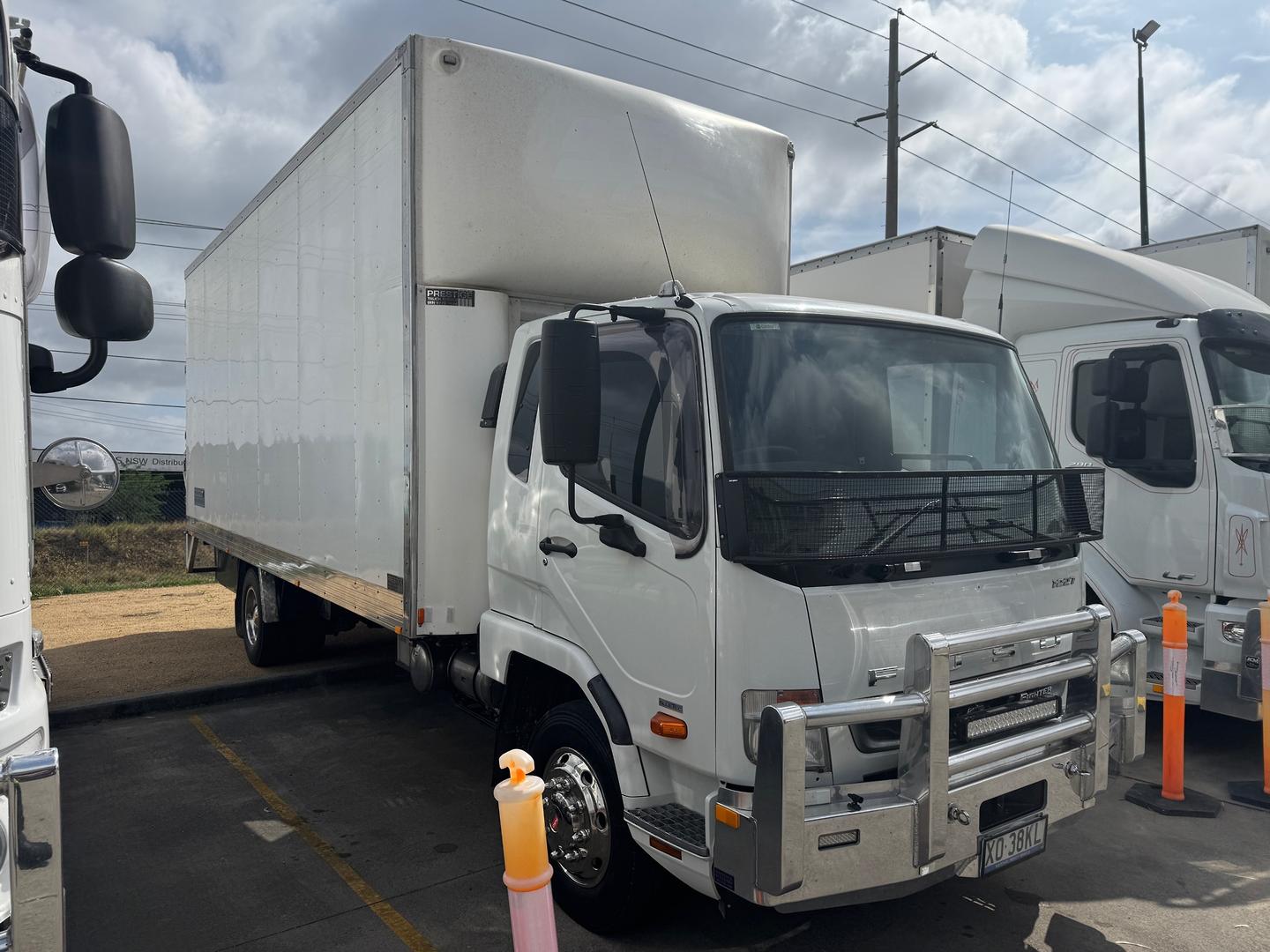 2022 mitsuishi fuso 12/27 12/14/27 | Trucks | hu10535 | Gilbert & Roach