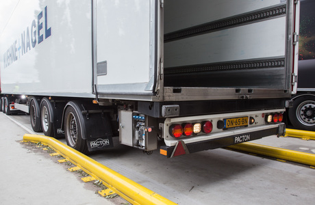 Automated loading and unloading of trucks — a flexible loading system ...