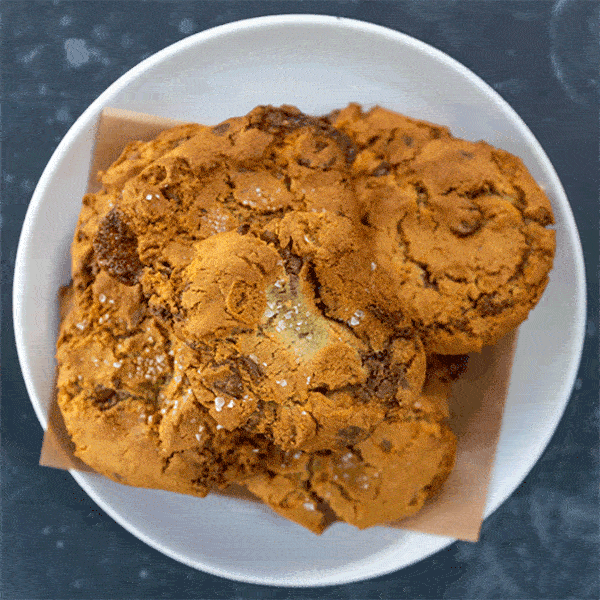 Easy Chocolate Chip Cookie Recipe | Meritales