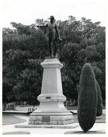 Light's Vision and Memorial to Colonel William Light - Montefiore Hill ...