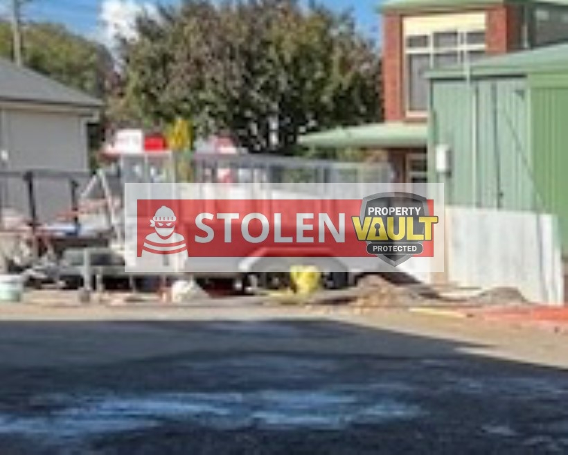 Stolen Trailer - Basic Trailers 10x5 hydraulic tipper - Vault Protected