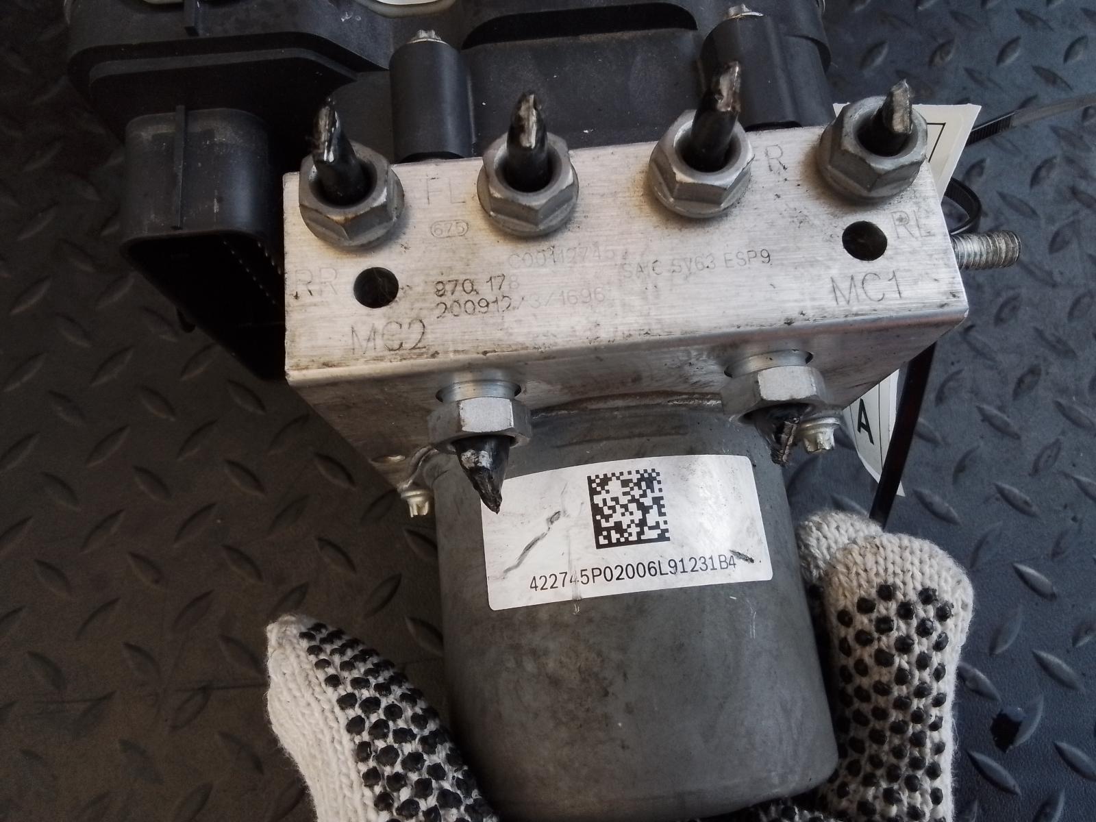 Abs Pump/Modulator Deliver 9 Ldv 2020