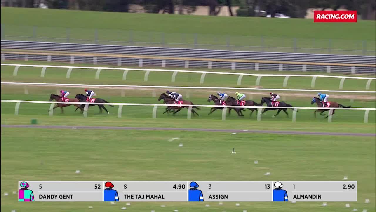 Ladbrokes Park Hillside Race 7 181117 | RACING.COM