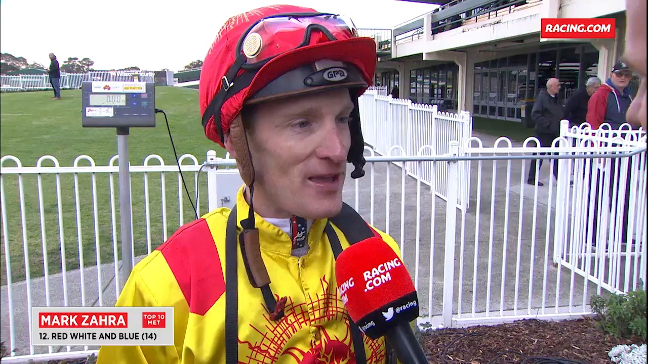 Ladbrokes Park Lakeside Race 8 Mark Zahra 22818 | RACING.COM