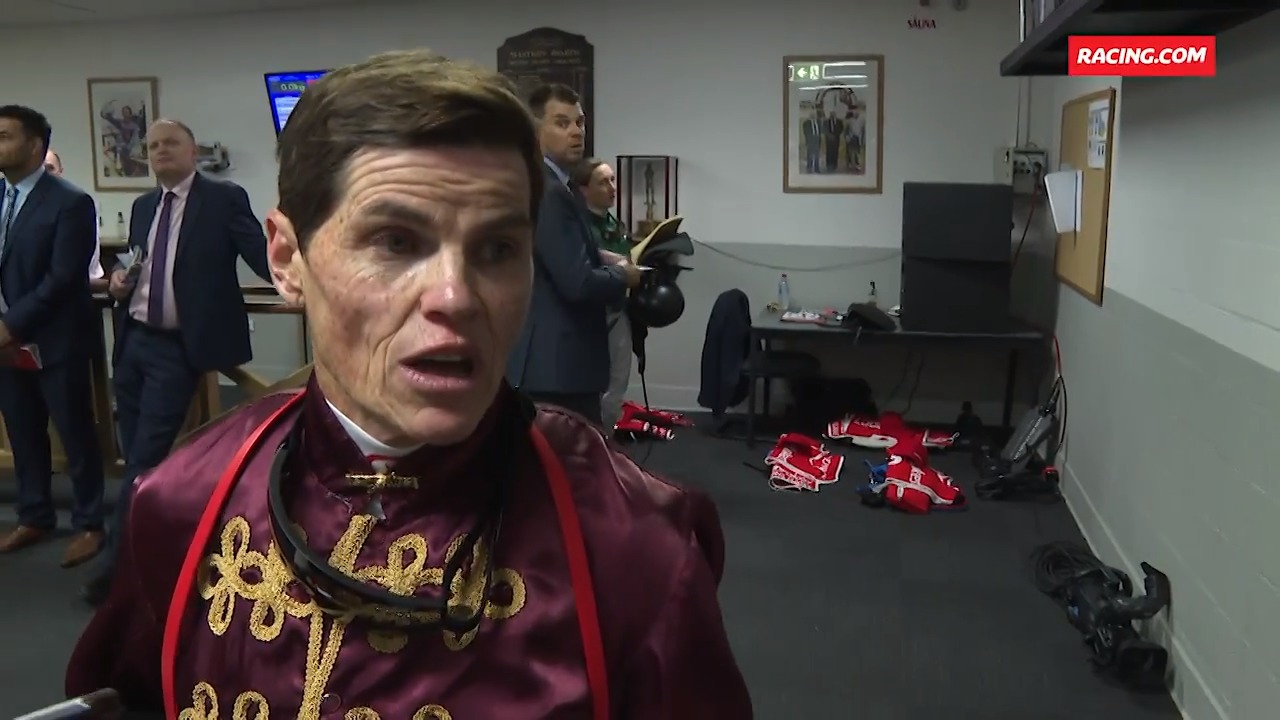 Craig Williams on a beaten Zousain | RACING.COM