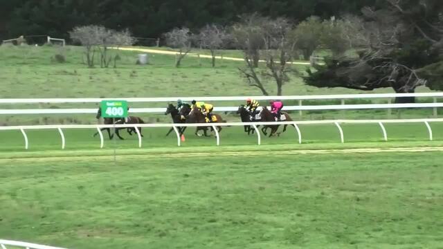 Casterton Jump Out 2 05092022 | RACING.COM