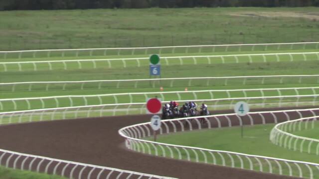 Pakenham Jump Out 4 25102022 | RACING.COM