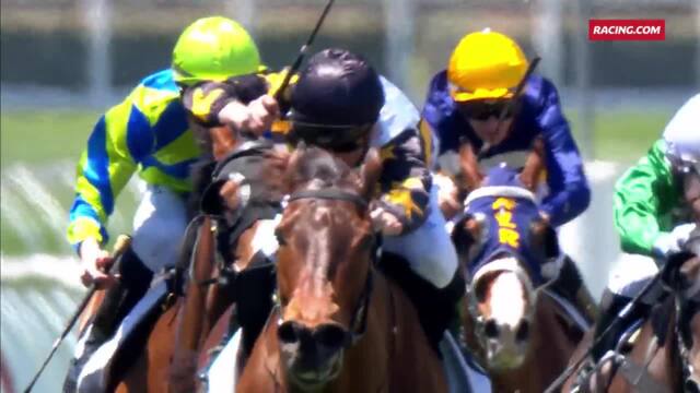 Caulfield Race 2 B W JD Hayes 181123 | RACING.COM