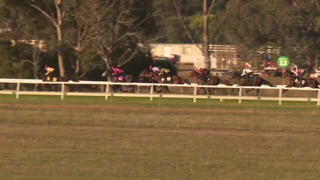 Hamilton Jump Out 5 18062024 | RACING.COM